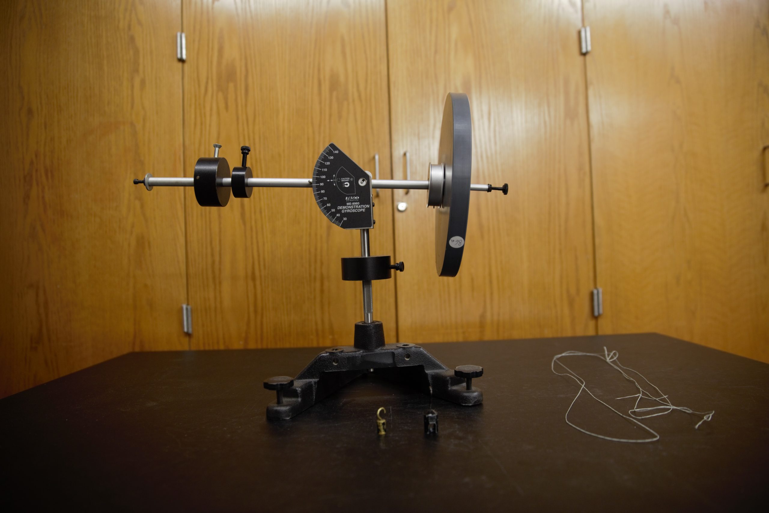(1Q50.25) Pasco Gyroscope – TAMU Physics Lab Center