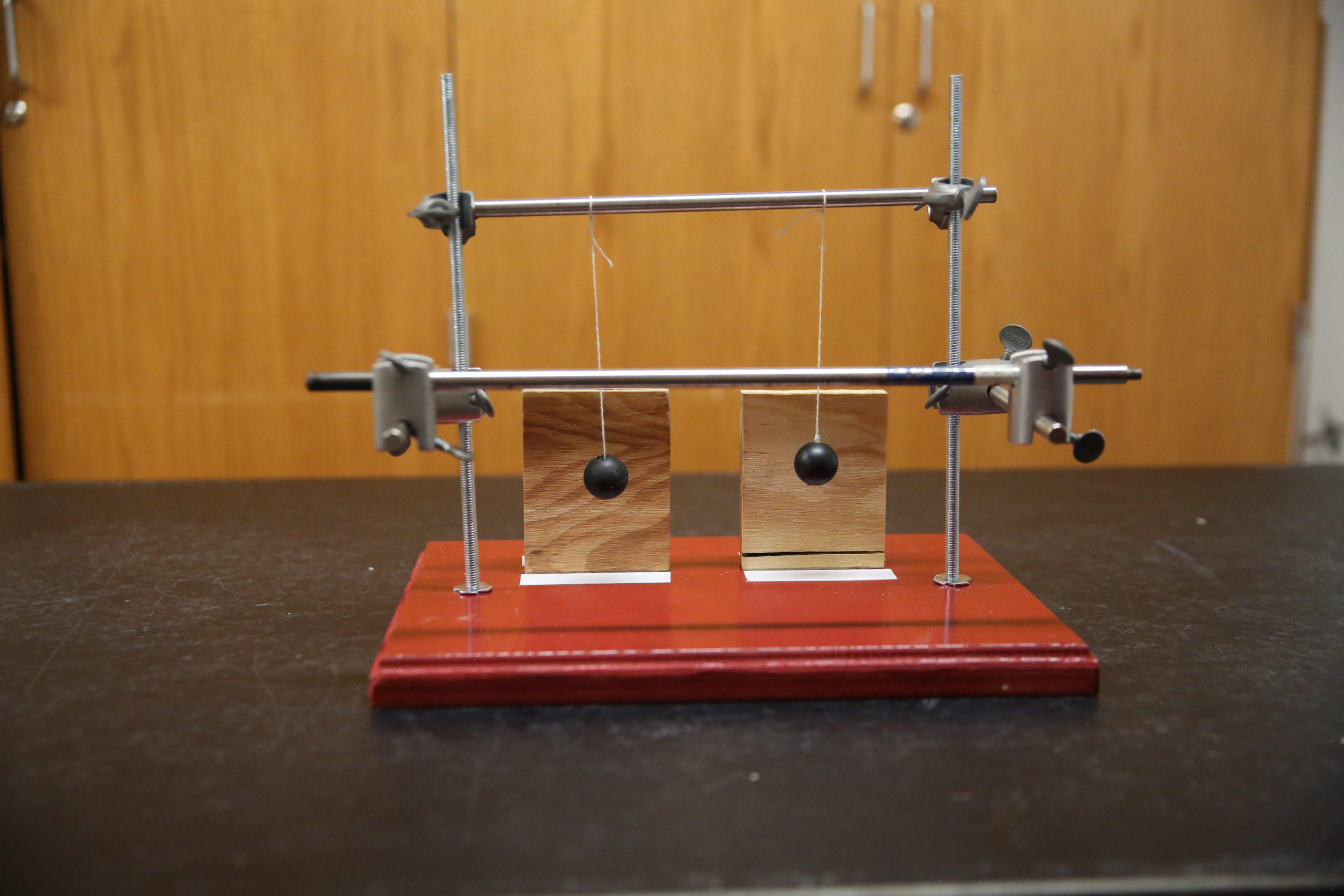(1N30.50) Impulse Pendulum – TAMU Physics Lab Center