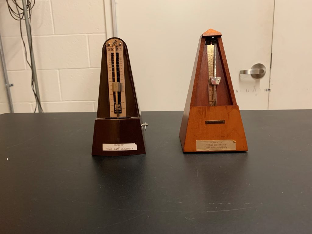 (3A10.21) Metronome – TAMU Physics Lab Center