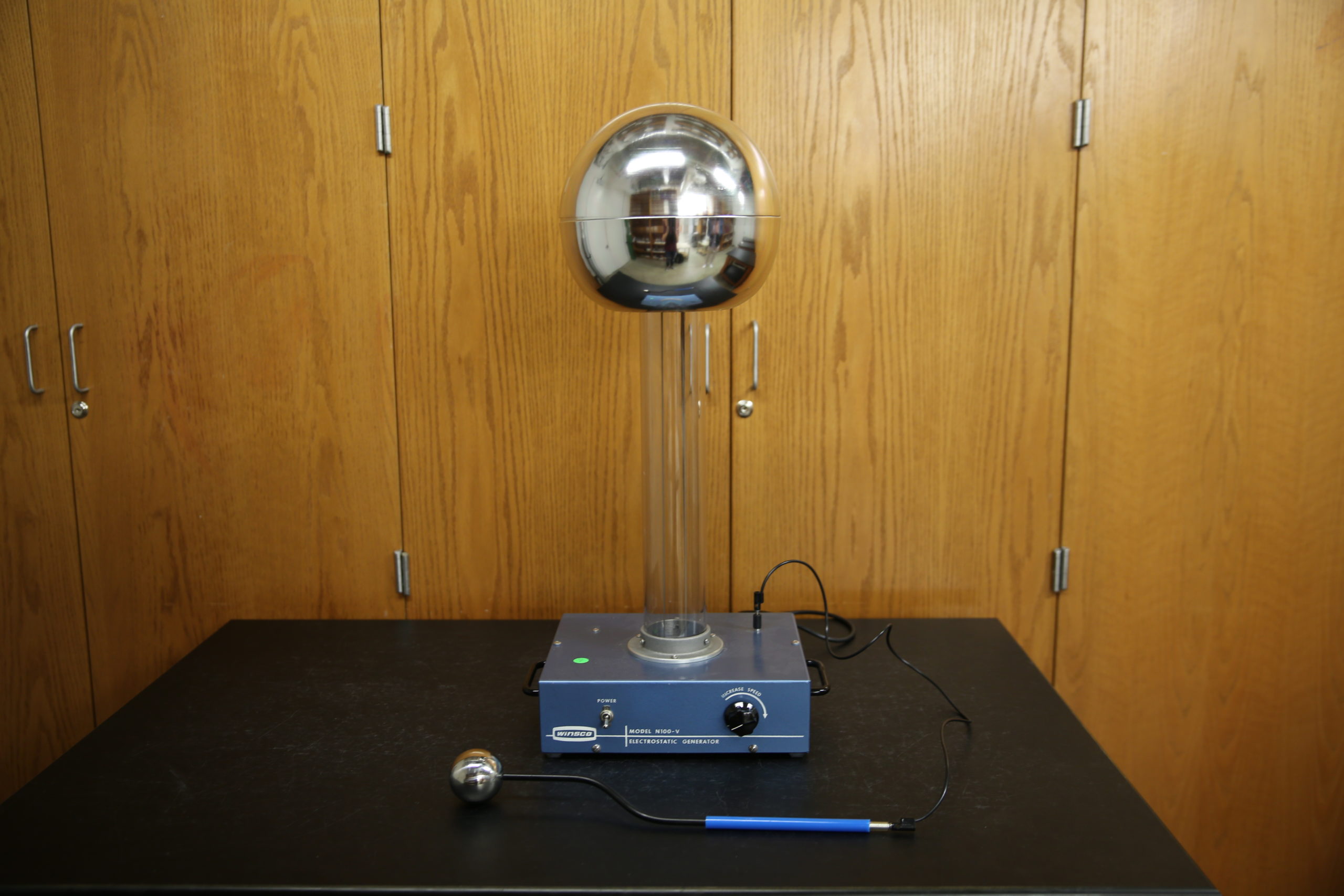 (5A50.30) Van de Graaff Generator – TAMU Physics Lab Center