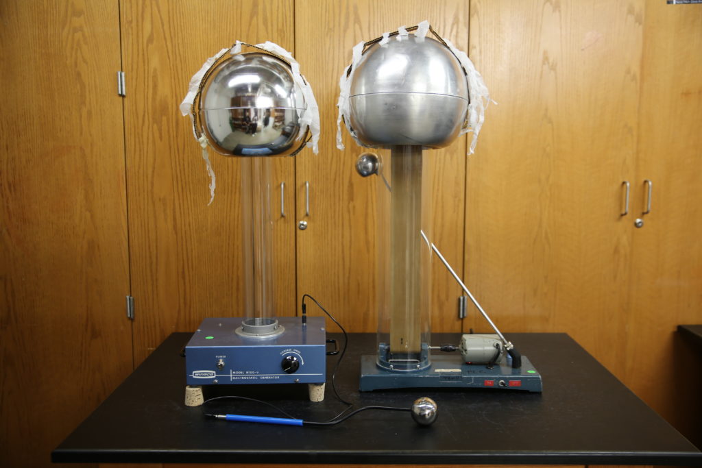 (5B10.16) Dual Van de Graaff Generator with Streamers – TAMU Physics ...